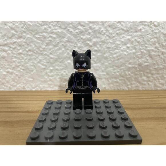 Lego | Toys | Lego Dc Comics Batman Cat Woman Black Suit Minifigure ...